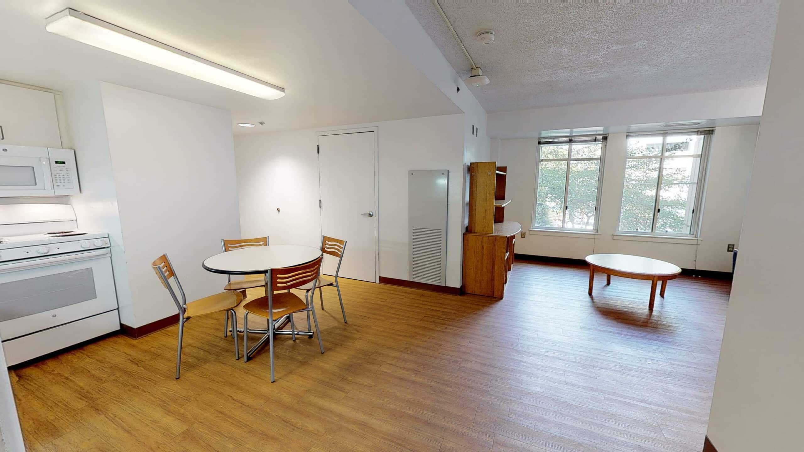 Amsterdam Hall: Two Bedroom 4-Person